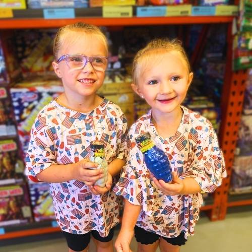 SMOKE GRENADE COLOR W/ PULL STRING – Nebraska's Premier Fireworks ...